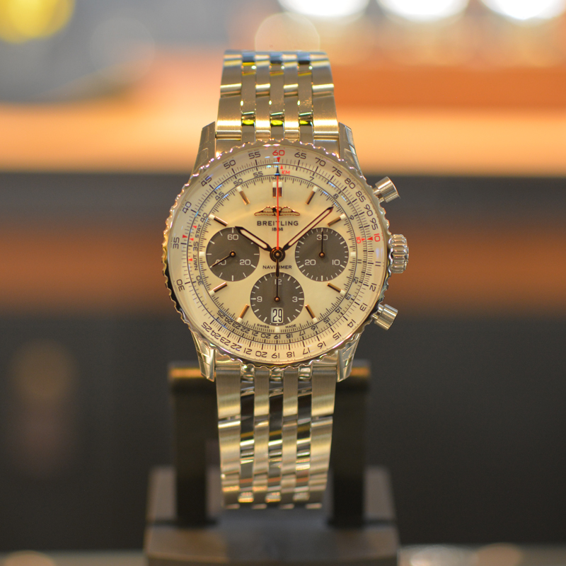 ブライトリング(BREITLING) ナビタイマーB01 クロノグラフ41 ジャパンリミテッド | プリベ石川 松山 | ブランド腕時計の正規販売店紹介サイトGressive/グレッシブ