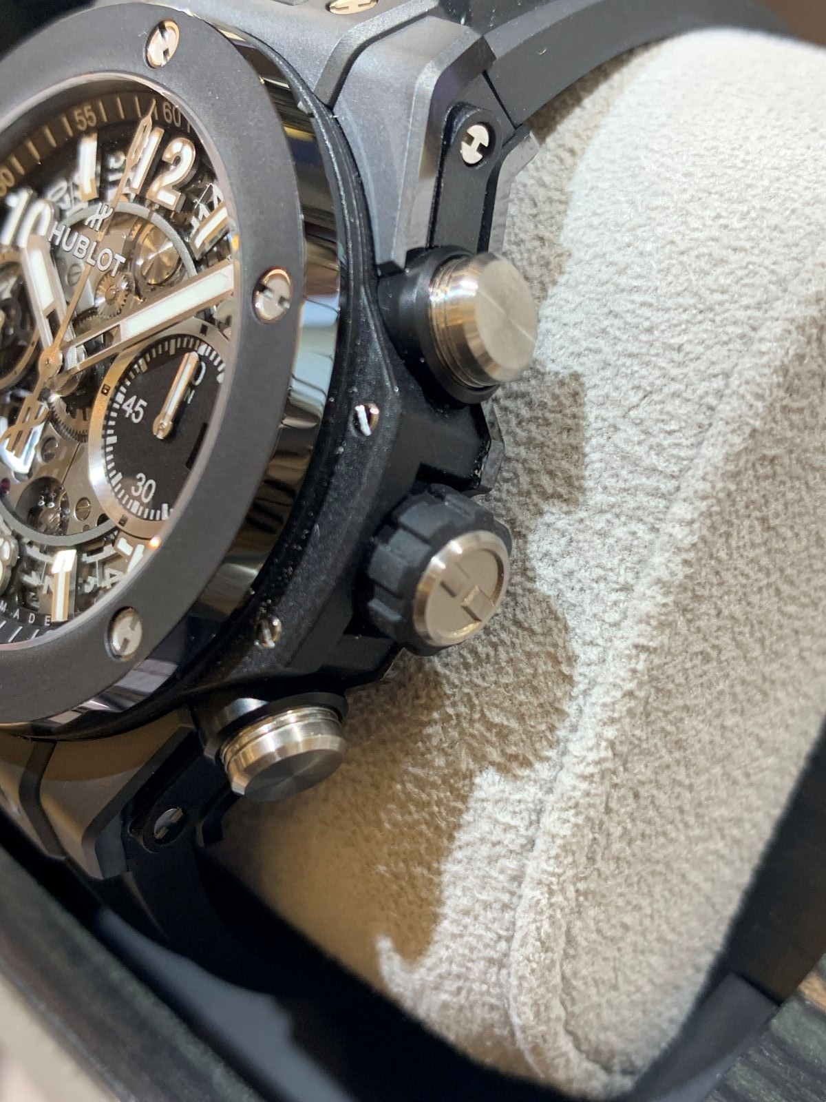 ウブロ(HUBLOT) ビッグ・バン ウニコ ブラックマジック | TOMIYA 広島店 | ブランド腕時計の正規販売店紹介サイトGressive/グレッシブ