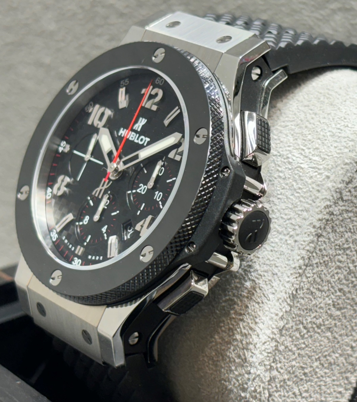 ウブロ(HUBLOT) ビッグバン・オリジナル スティールセラミック | TOMIYA 広島店 | ブランド腕時計の正規販売店紹介サイトGressive/グレッシブ